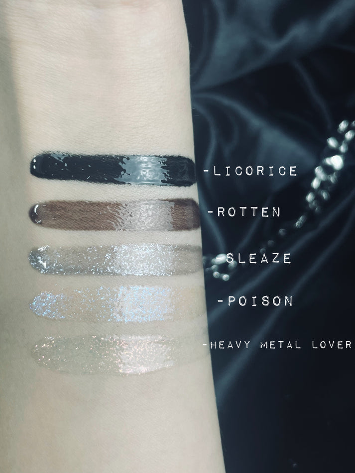 Open media 4 in modal